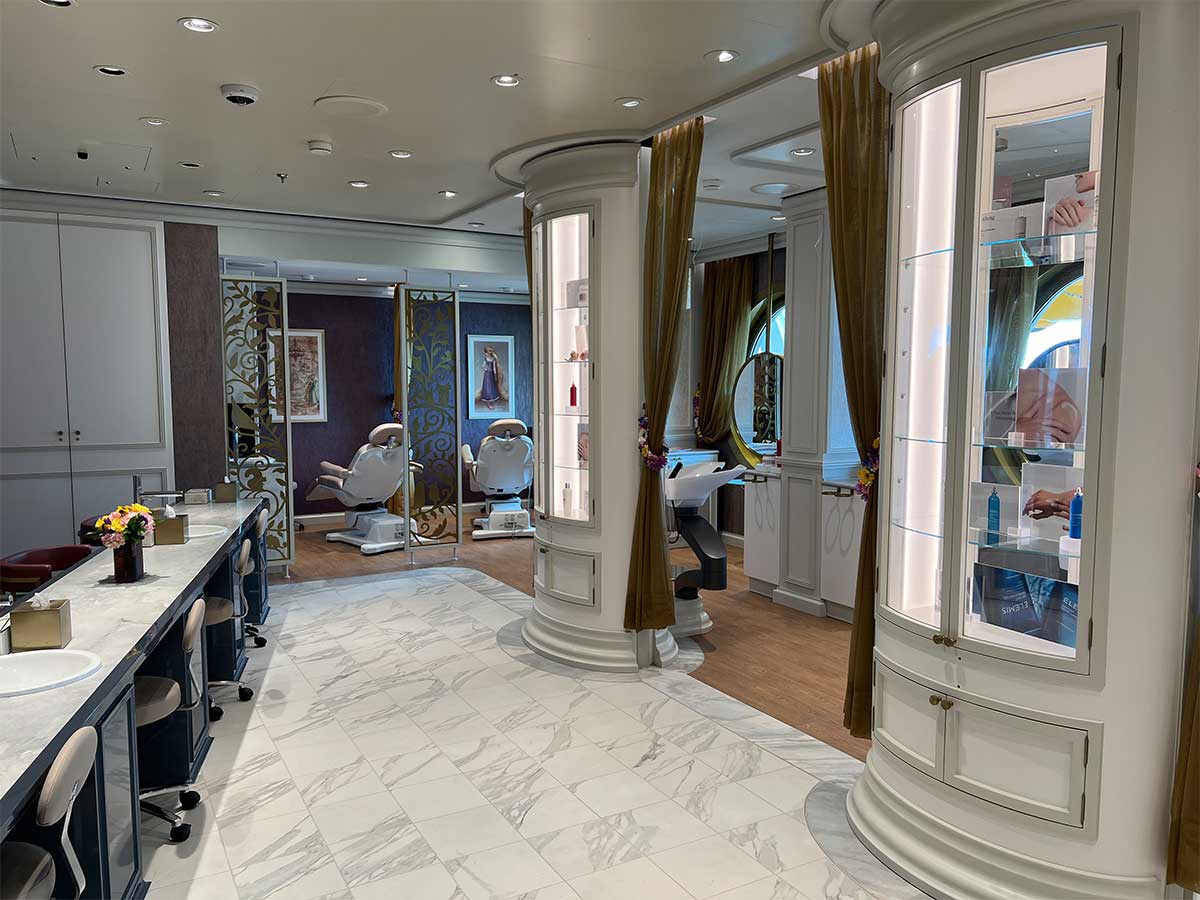 disney-wish-tangled-salon-02 - SiDisney