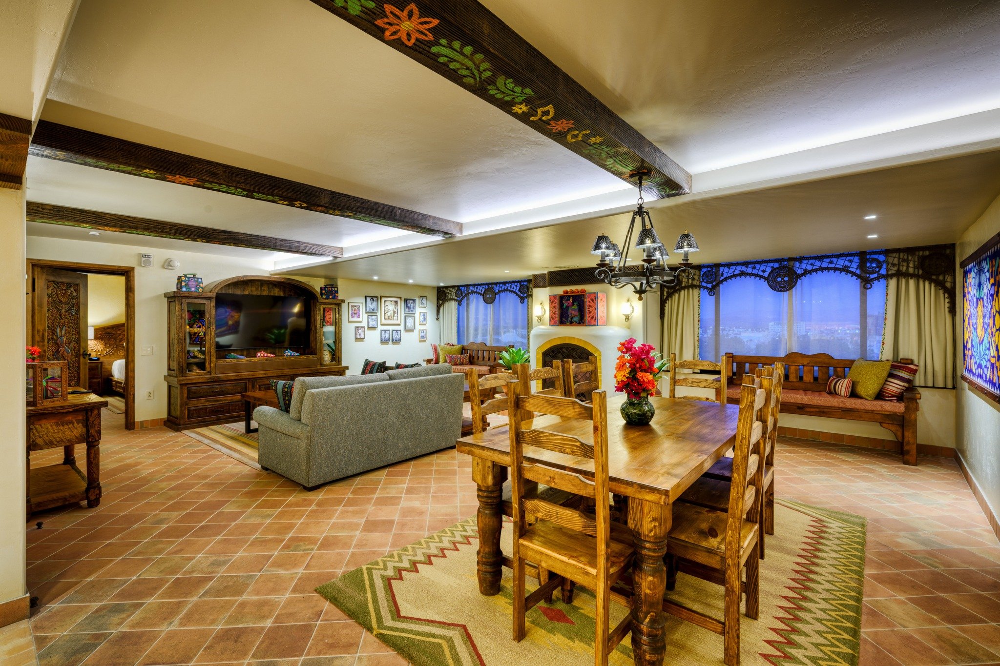 NUEVAS Suites Coco y Los Increíbles en el Pixar Place Hotel - SiDisney